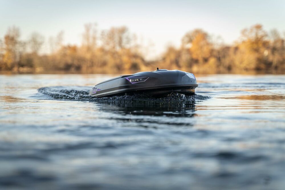 WIN a Carplounge RT7 V4 Pro Bait Boat Military Grey - Capital Carp ...